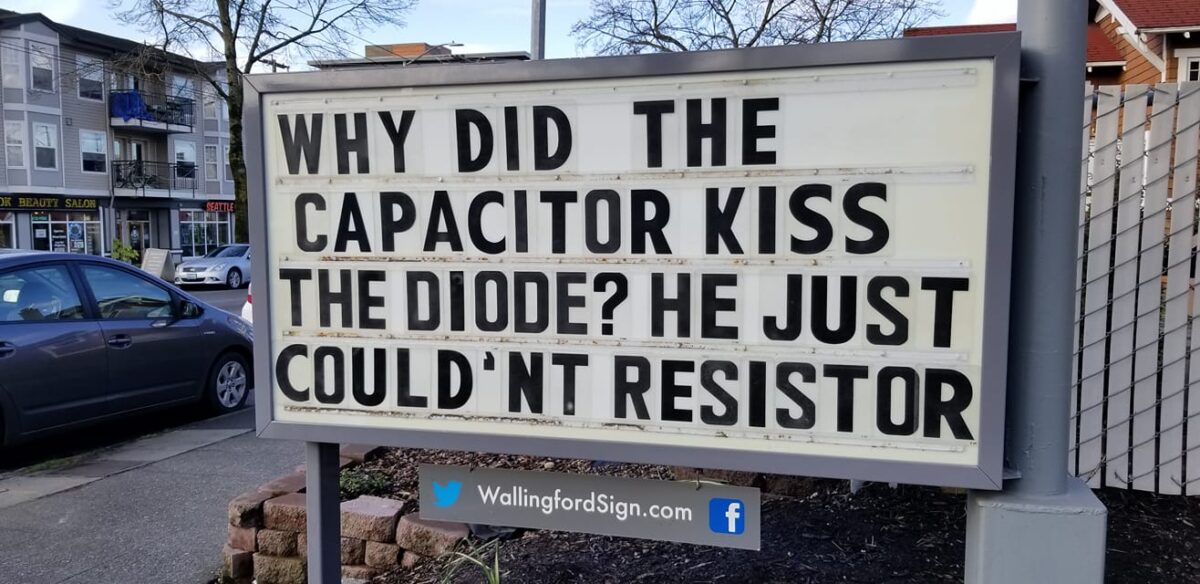 55 Iconic Seattle Gas Station's Signboard With Witty Messages & Funny ...