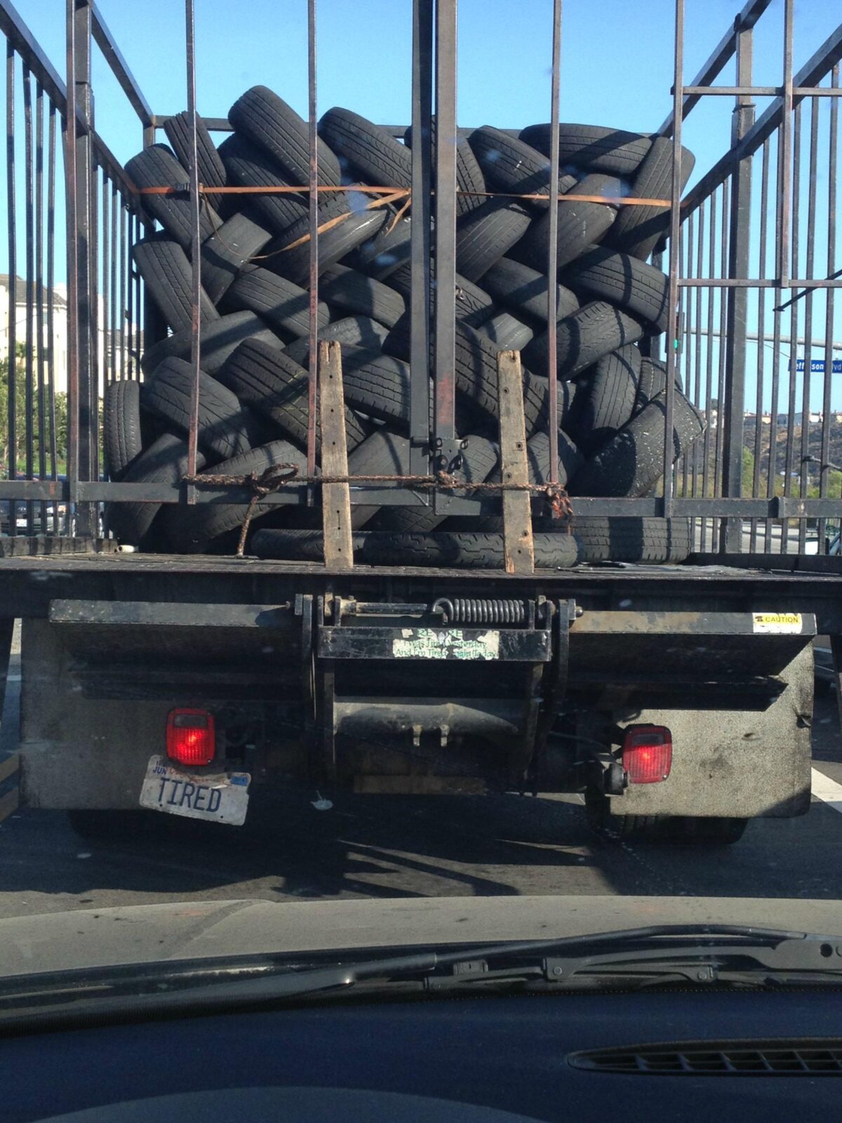 35 Funny License Plates That Will Drive You Insane with Laughter - Auto ...