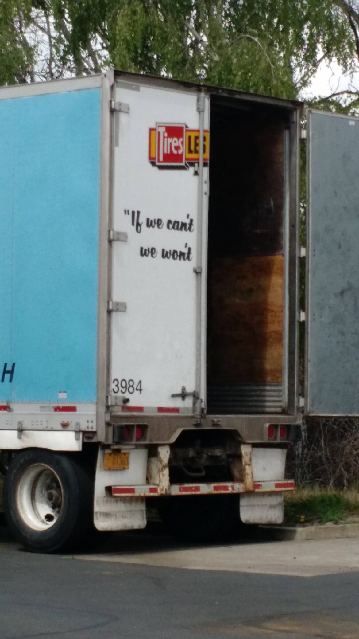 30 Advertising Placement Fails: The Art of Placing Ads in All the Wrong ...
