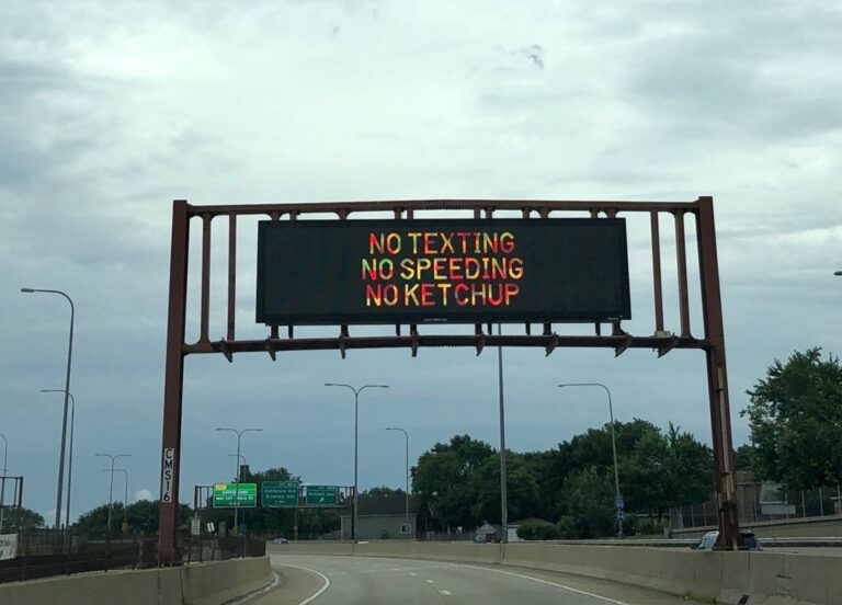 25 Funny Highway Signs That'll Make You Pull Over in Laughter - Auto Memes